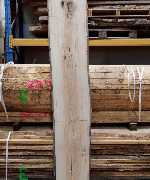 Ash planks kiln dried with wayne edges ⁄ Elephant Timber Supplies