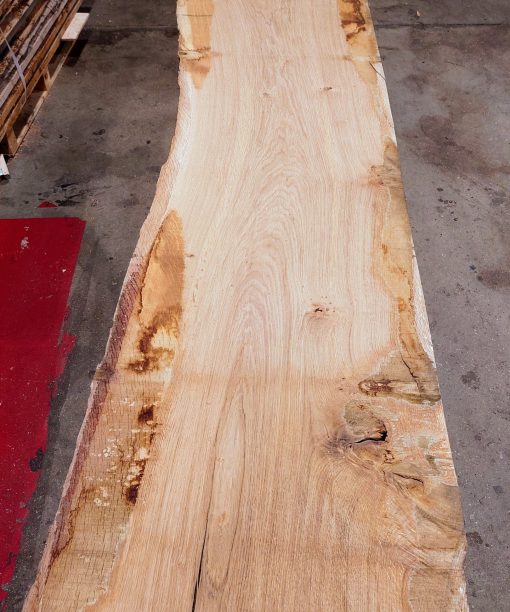 KIln dried Oak Planks with Live Edges ⁄ Elephant Timber Supplies